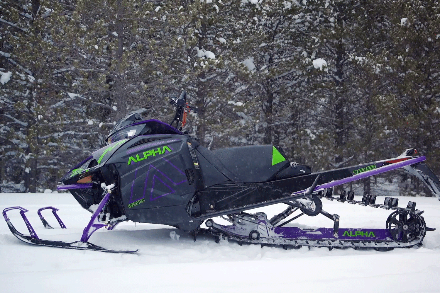 Full Review of the 2019 Arctic Cat M 8000 Mountain Cat Alpha One ...