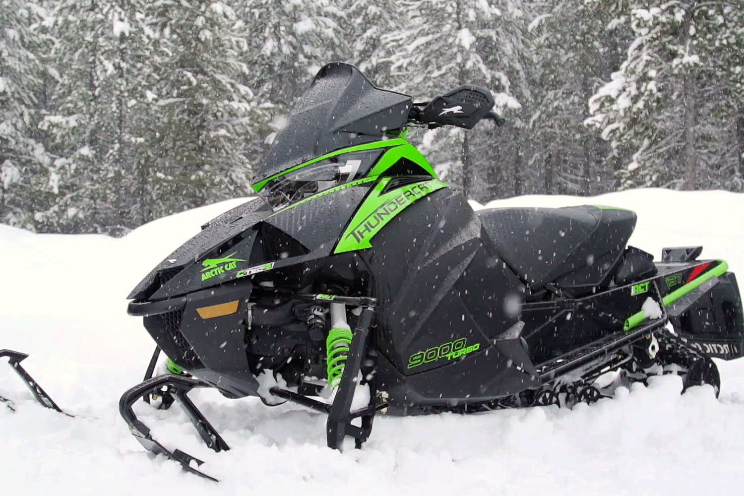 Full Review of the 2019 Arctic Cat ZR 9000 Thundercat 137 - Supertrax ...
